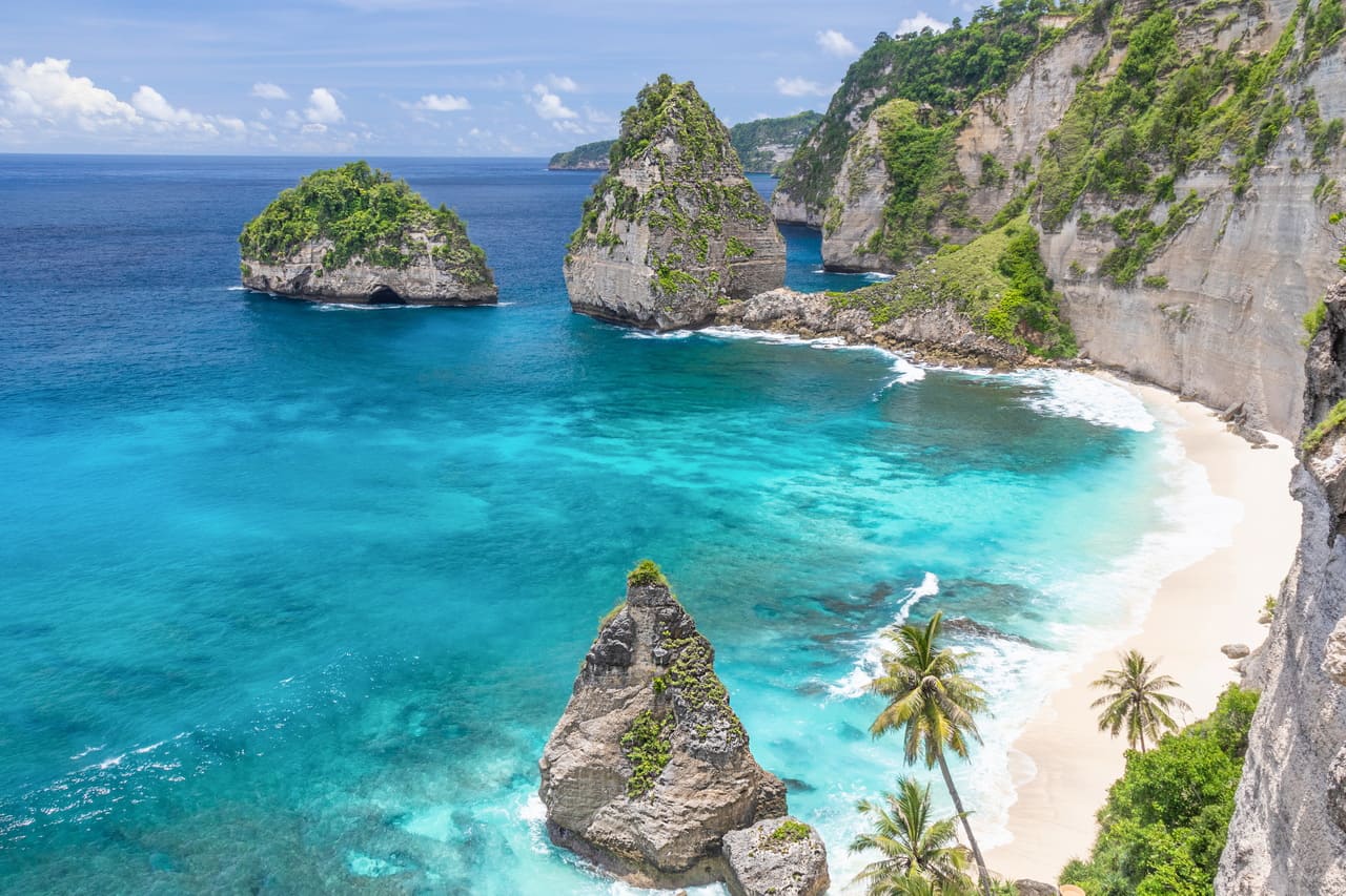 Diamond Beach Nusa Penida: Perjalanan Seru Mencari Berlian di Pulau Dewata